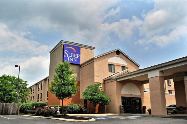 Stay the Night! - First Night State College